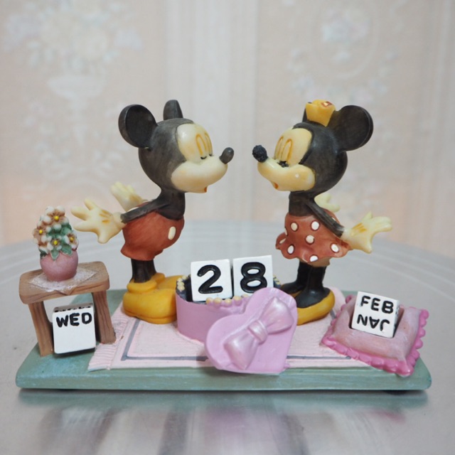Mickey and Minnie Mouse Calendar | Shopee Thailand