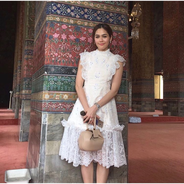 เดรสลูกไม้สีขาว Lady Ellie Fancy Ruffle White Lace Dress. | Shopee Thailand