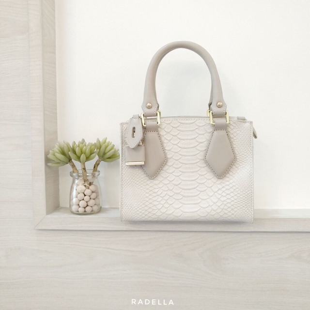 กระเป๋าแบรนด์ Radella | Shopee Thailand
