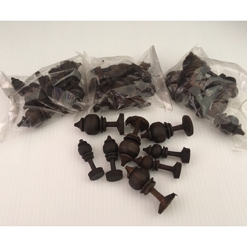 ตุ้มไม้ อุปกรณ์ตกแต่งกรงนก ขาวดำ ไม้แดง(คละแบบ กลม/ยาว) (1ชุด มี 8ตัว ...