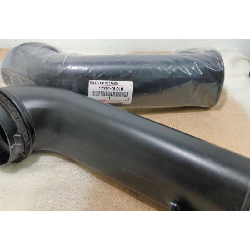 ท่อทางเข้าหม้อกรองอากาศ วีโก้และฟอร์จูนเนอร์ ตัวเก่า A-17751-0L010 ...
