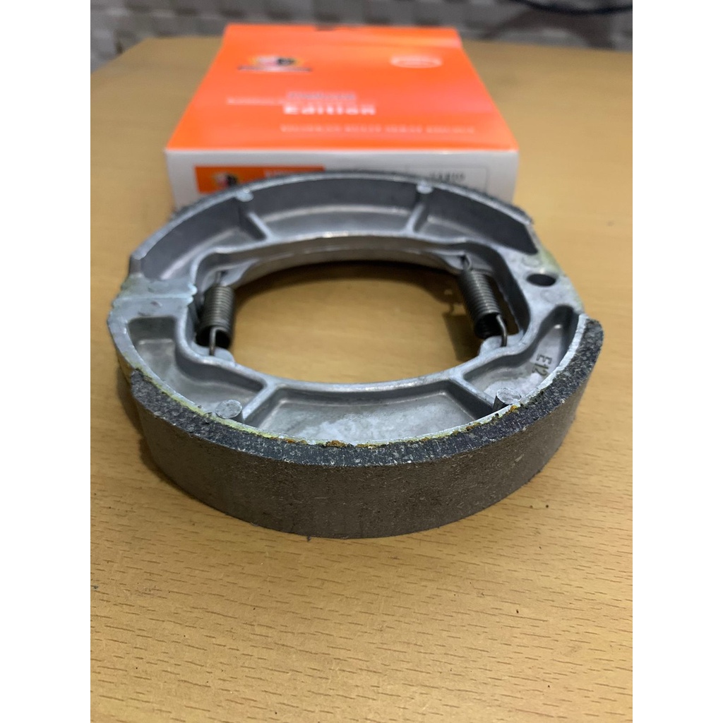 Pirodo VARIO - ผ้าเบรกหลัง HONDA VARIO,, SPACY, BEAT | Shopee Thailand