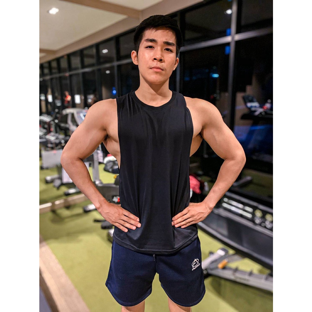 OLIVER MUSCLE เสื้อแขนกุดผู้ชายสีดำ ใส่ออกกำลังกาย ผ้านุ่มระบายอากาศดี ...