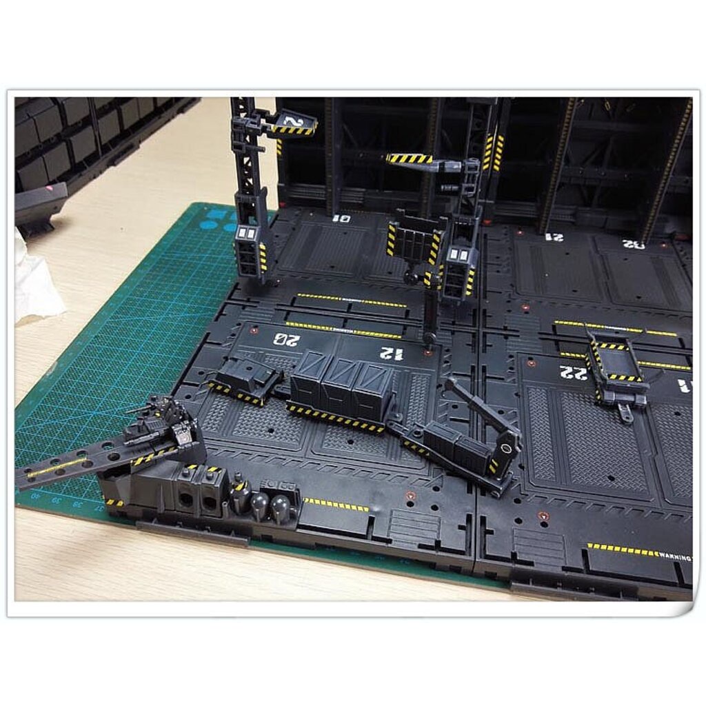 CG Machine Nest Gundam Gunpla โรงเก็บกันดั้ม ฐานกันดั้ม กันพลา SET 1 ...