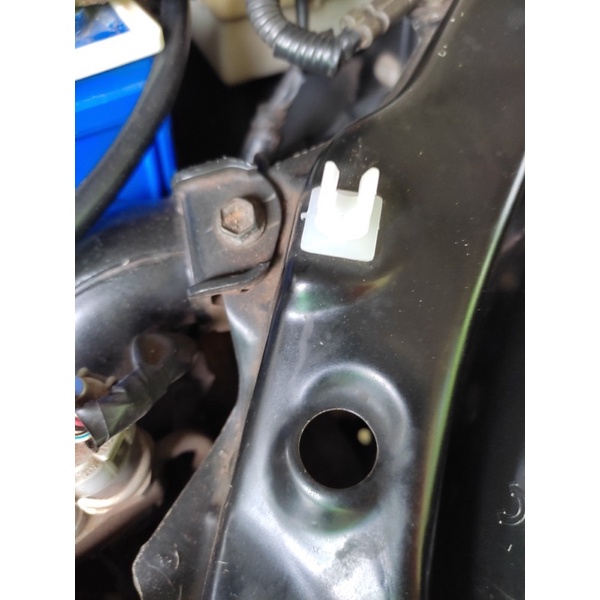 แท้ศูนย์ 💯% กิ๊บจับเหล็กค้ำ กิ๊บล็อคเหล็กค้ำฝากระโปรง Fortuner, Vigo ...