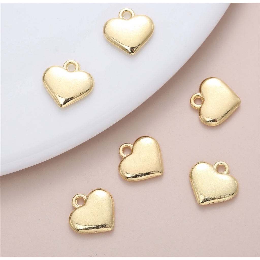 จี้รูปหัวใจหลายแบบ จี้ห้อยสีเงิน สีทอง ราคาต่อหนึ่งชิ้น จี้โลหะผสมราคา ...