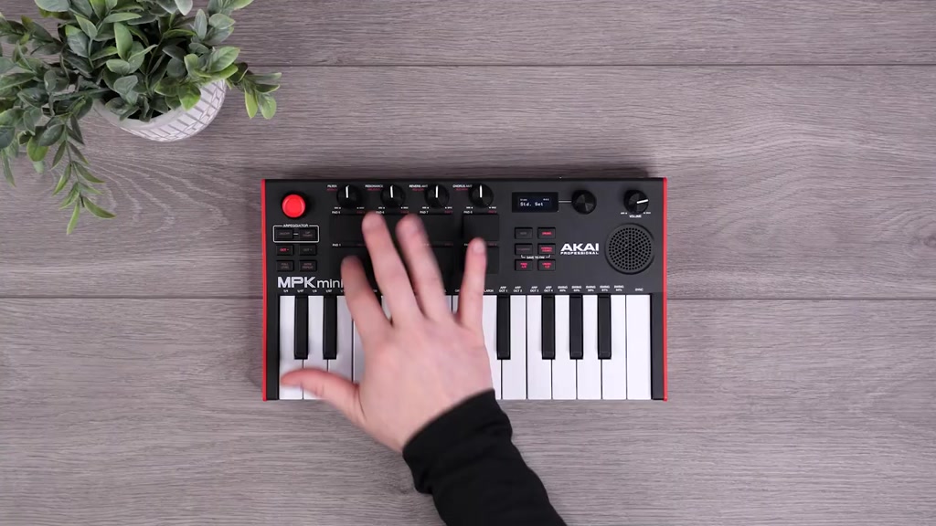 AKAI MPK MINIPLAY MK3 สุดยอด Keybord/Controller 25 คีย์ เป็น MIDI แบบ2in1 Stand Alone (ProPlugin ...