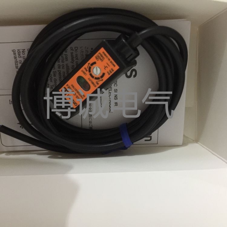 สวิตช์โฟโตอิเล็กทริก E3S-DS10E4 E3S-DS30E4 E3S-DS10B4 E3S-DS30B4 E3JK ...