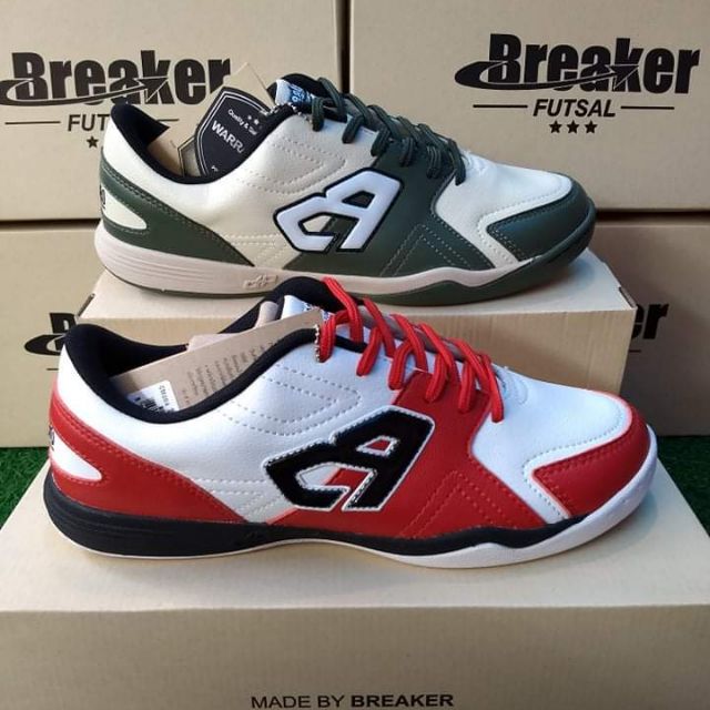 รองเท้าฟุตซอล Breaker CMPRO 004 | Shopee Thailand