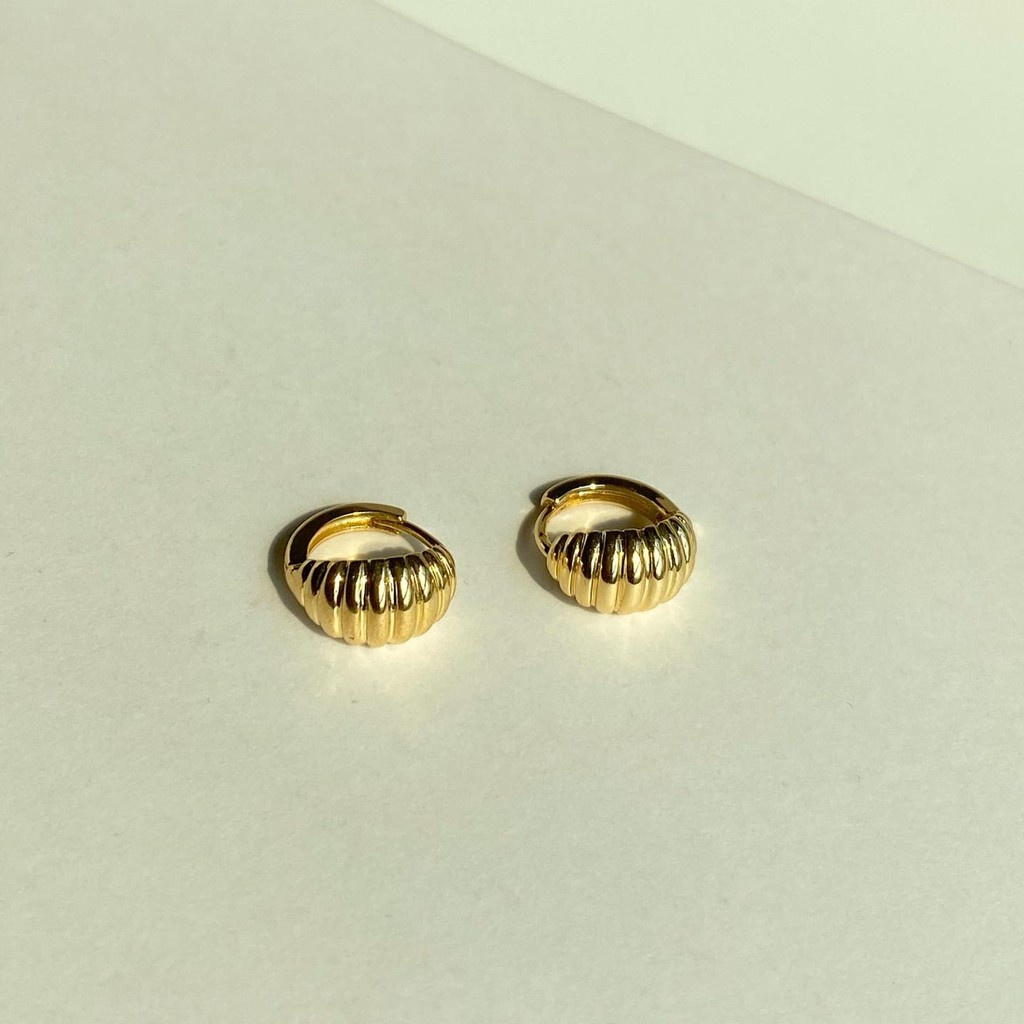 เครื่องประดับ ℗RINDA.STUDIO - Mini croissant hoop | Shopee Thailand