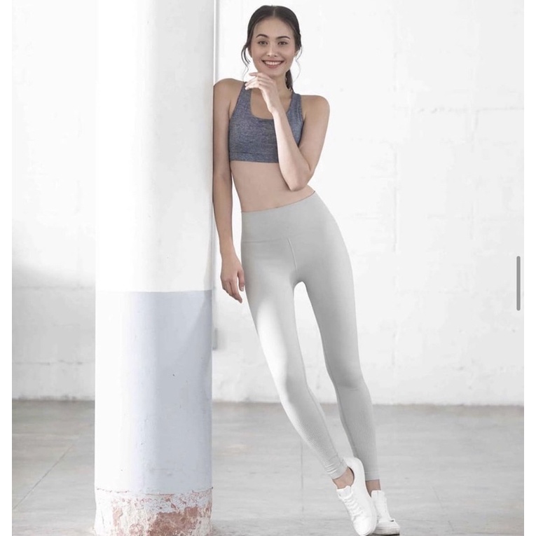 Legging ออกกำลัง Brand Averyday apparel S สภาพ 100% ราคาเต็ม 850 ส่งต่อ | Shopee Thailand