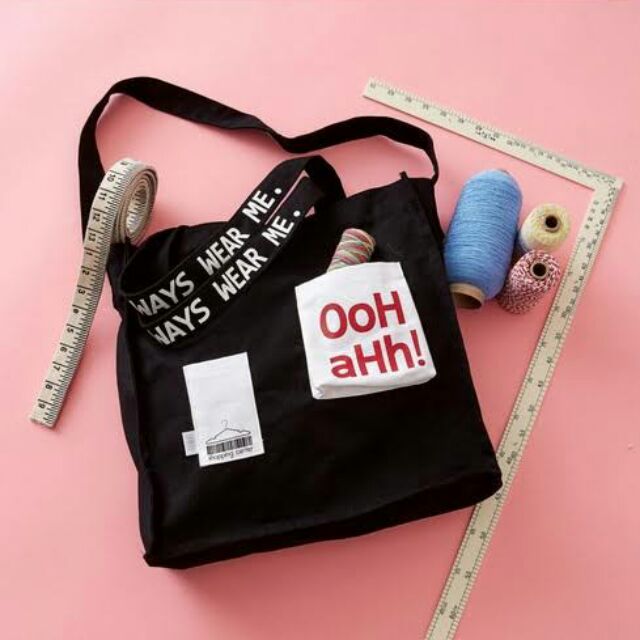 กระเป๋า OoH aHh! มือ2 สีดำ | Shopee Thailand