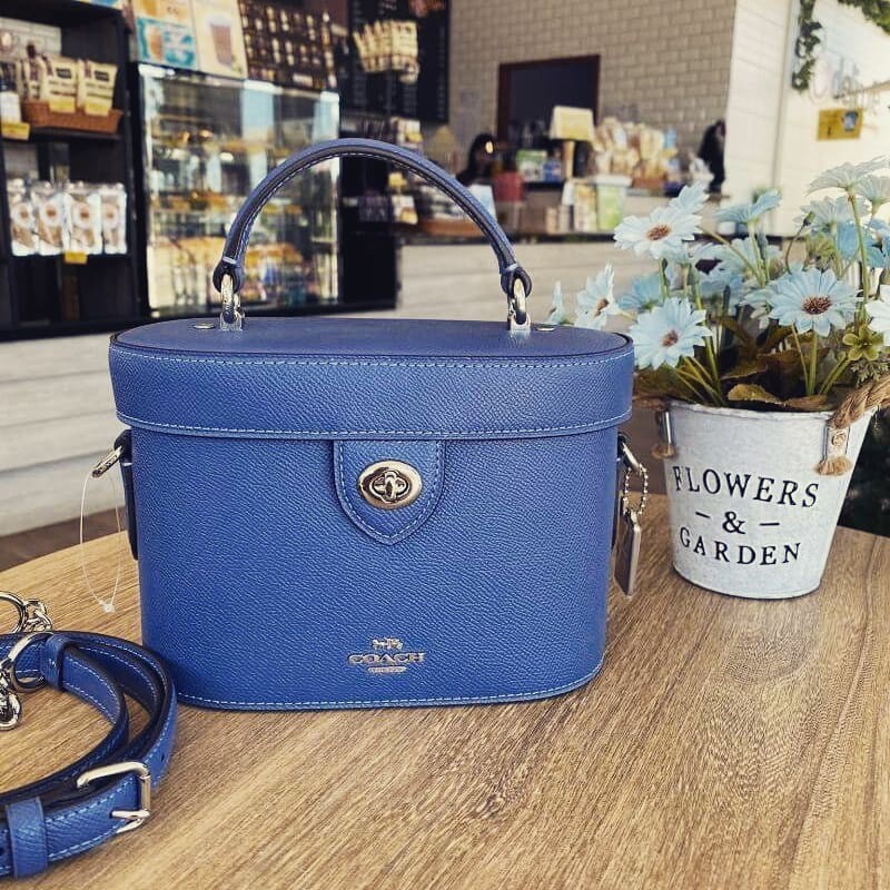 COACH KAY CROSSBODY BAG | Shopee Thailand
