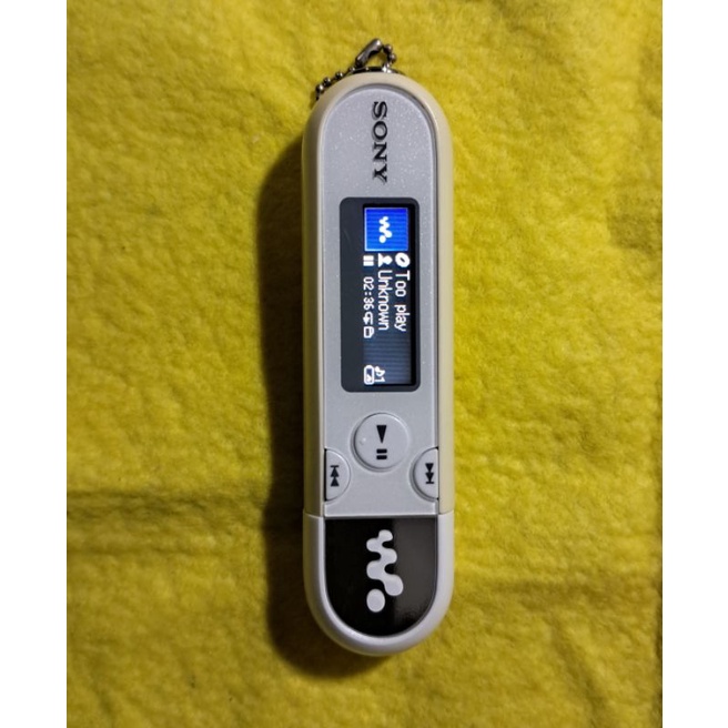 Sony Mp3 player NW-E044 สีมุก ขนาด 8G พร้อมใช้งาน | Shopee Thailand