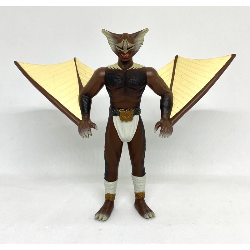 BANDAI Kamen Rider : kuuga Kaijin Series กุรอนกิ ปีศาจจากซีส์ มาสค์ไร ...