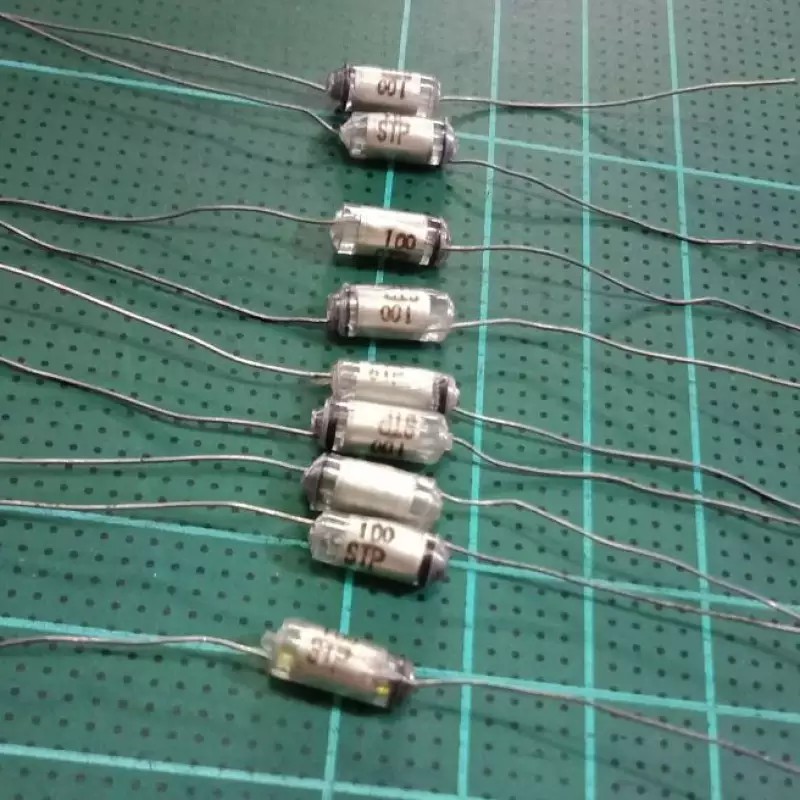 100PF 50V โพลีสไตรีน คาปาซิเตอร์ ของดีญี่ปุ่น-เก่าเก็บ แพ็ค 50 ตัว 150 ...