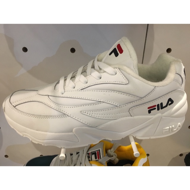 Fila sneaker ขาวล้วน | Shopee Thailand