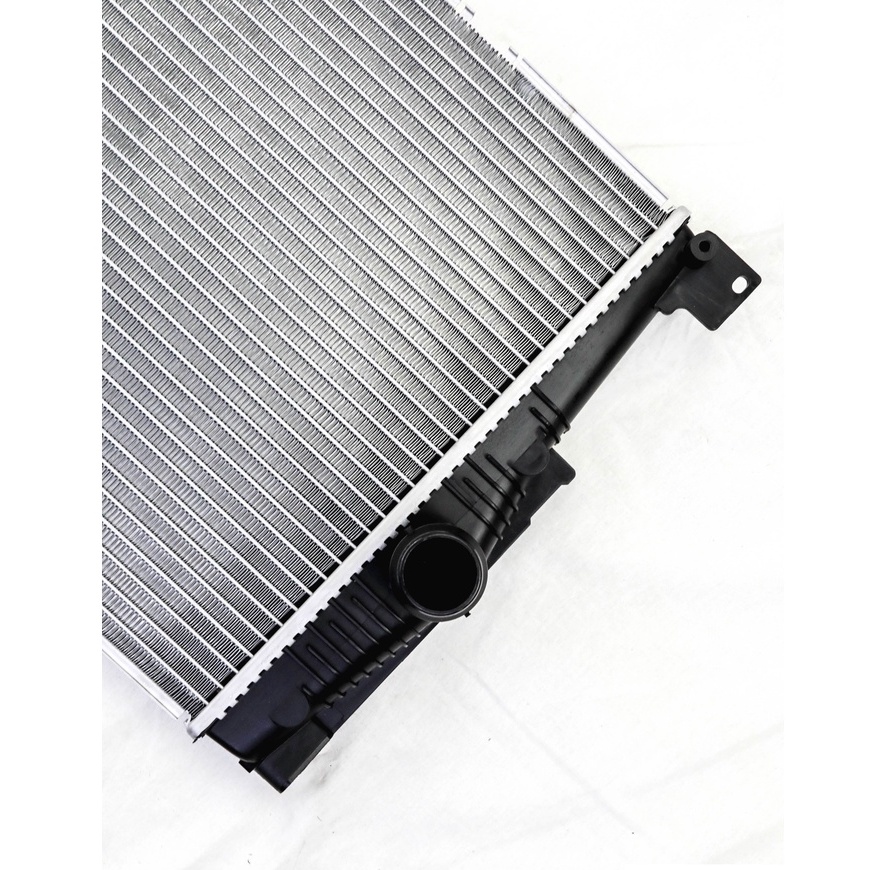 หม้อน้ำ BMW 5’F10 520i/528i เครื่อง N20 เบอร์แท้: 17118672011 NISSENS ...