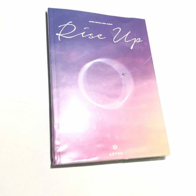 (Only) อัลบั้มขนาดเล็กพิเศษ ASTRO "RISE UP" | Shopee Thailand