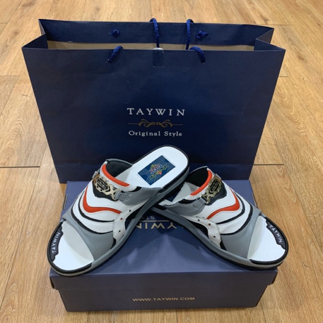 มือ1 รองเท้าแตะTaywin | Shopee Thailand