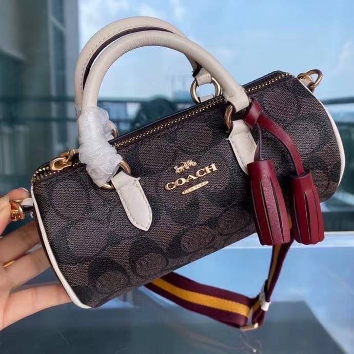 Coach Lacey Crossbody In Signature Canvas Signature | Shopee Thailand