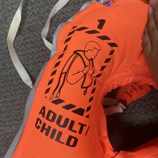 เสื้อชูชีพบนเครื่องบิน ชูชีพ LIFE PRESERVER FOR ADULT / CHILD ใส่กันจม ...