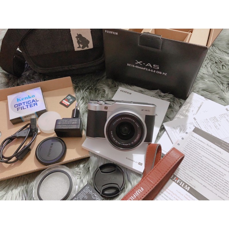 Fuji xa5 สีดำ พร้อมส่งแล้วน้า เข้าเพิ่มรัวๆ สภาพสวย พร้อมใช้งาน มีของ ...