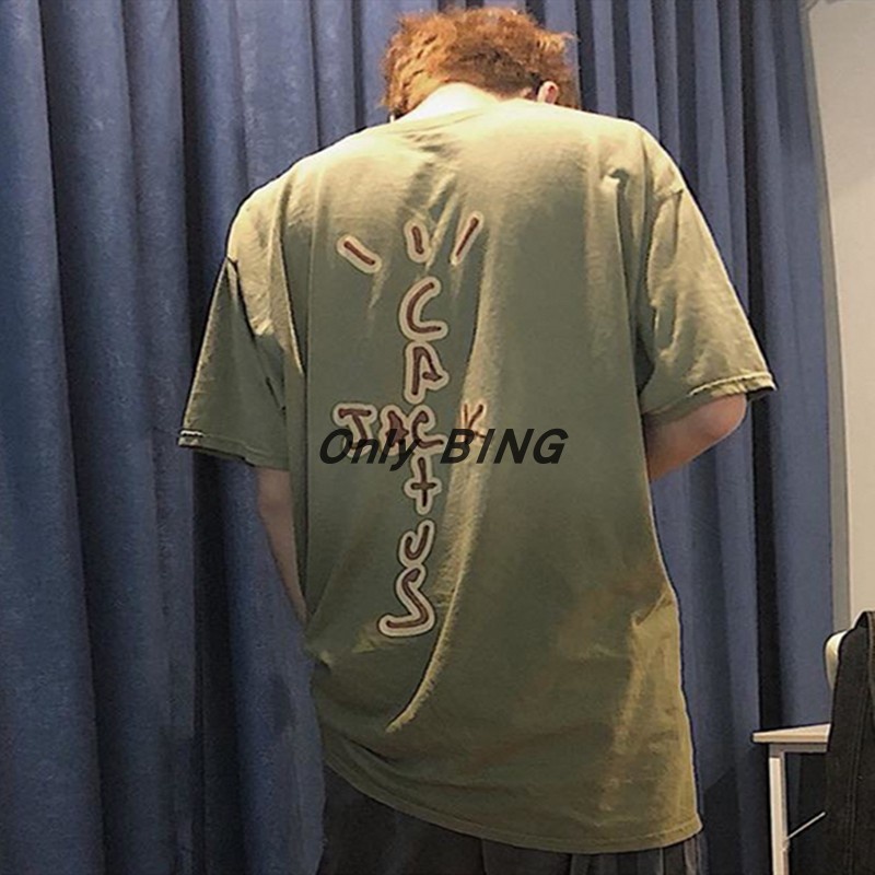 เสื้อยืดแขนสั้น ทรงหลวม พิมพ์ลายตัวอักษร Travis Scott สไตล์วินเทจ 4796