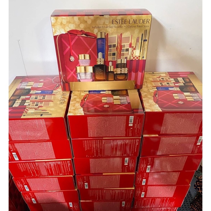 Estee เซทปีใหม่ ของEstee Holiday 2021 Blockbuster Gift Set จากอเมริกา ...