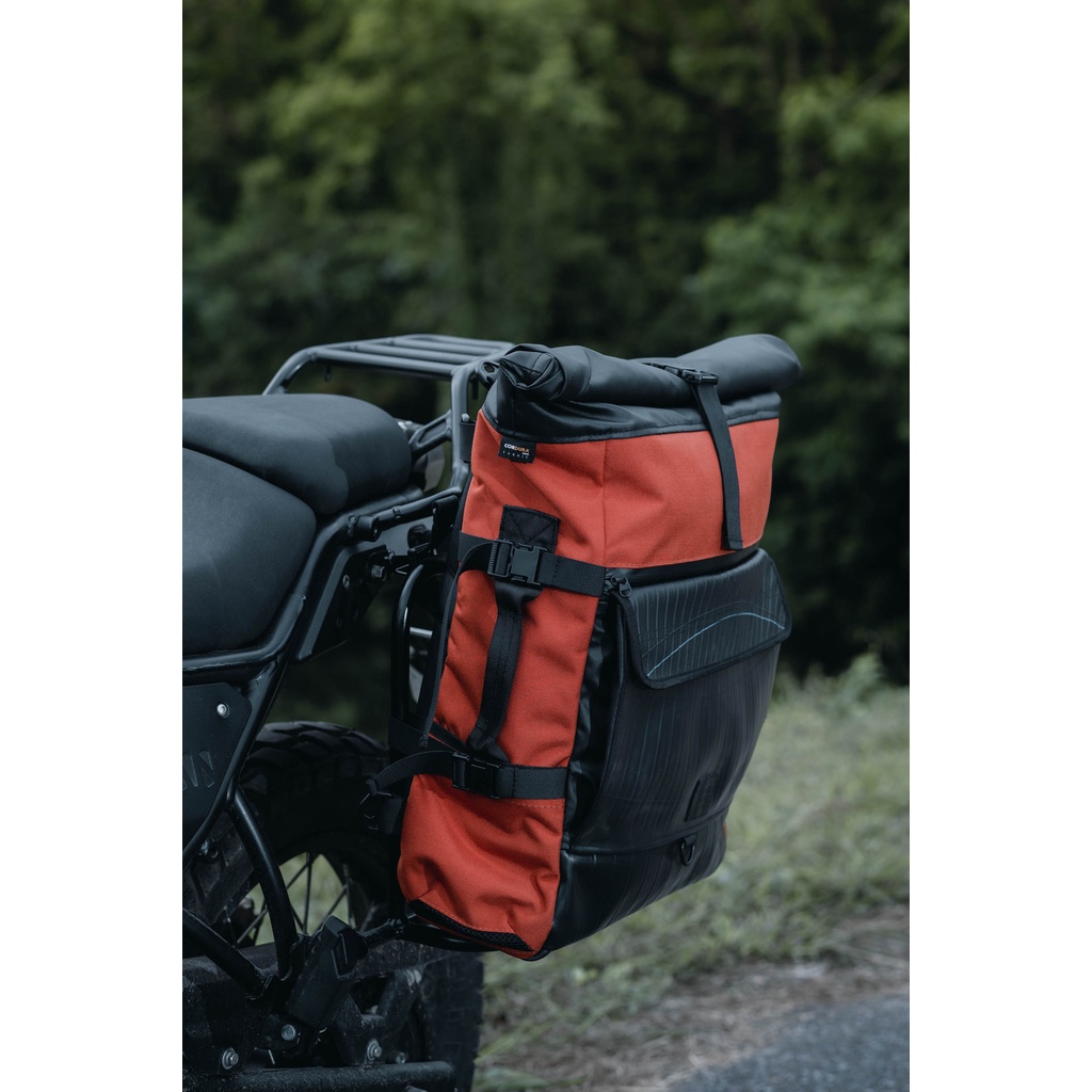 Roger - Motorcycle saddlebag (กระเป๋าติดข้างรถมอเตอร์ไซค์) | Shopee ...