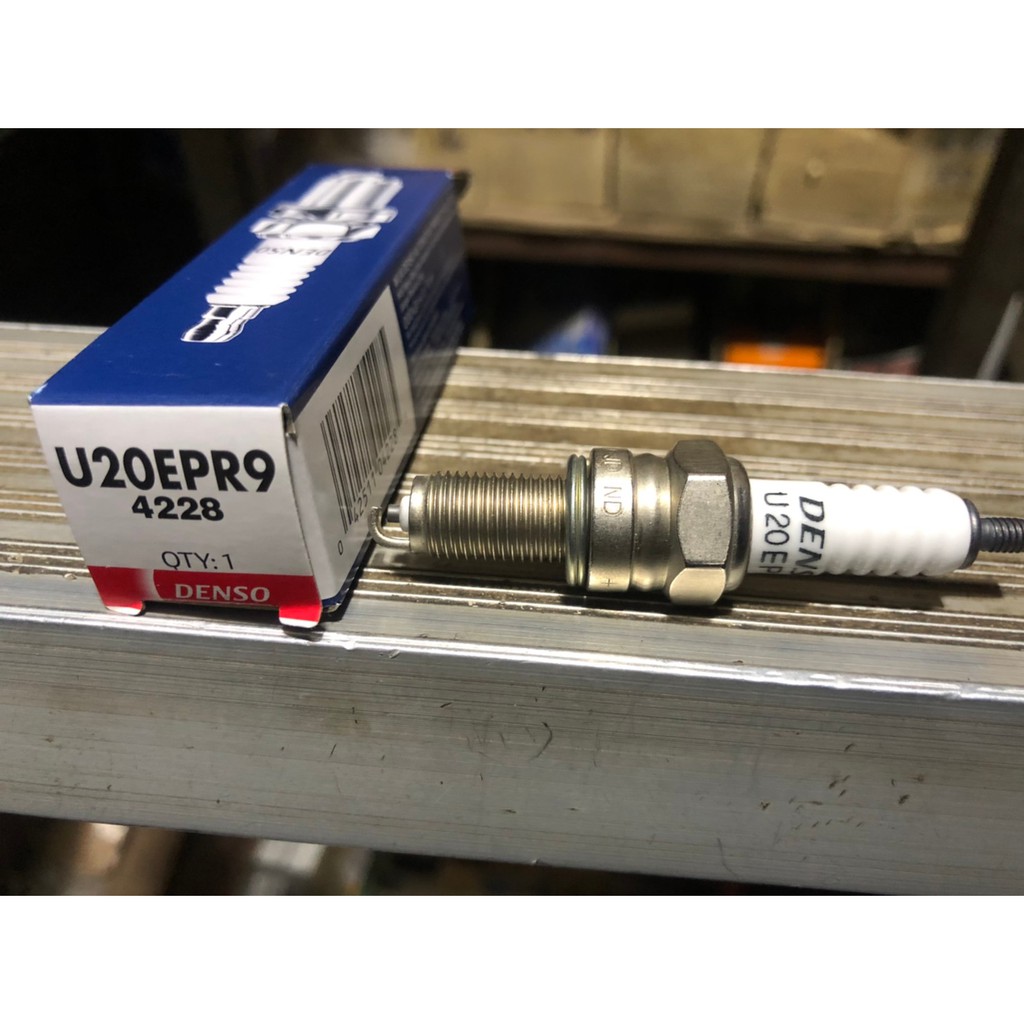 หัวเทียน U20EPR9 Spark Plug Wave110i, Wave125, Sonic, Super Cub ...