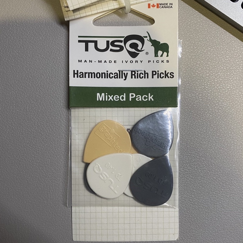TUSQ TEARDROP PICK MIXED ปิ๊ก TUSQ by Graphtech 6 ชิ้น | Shopee Thailand