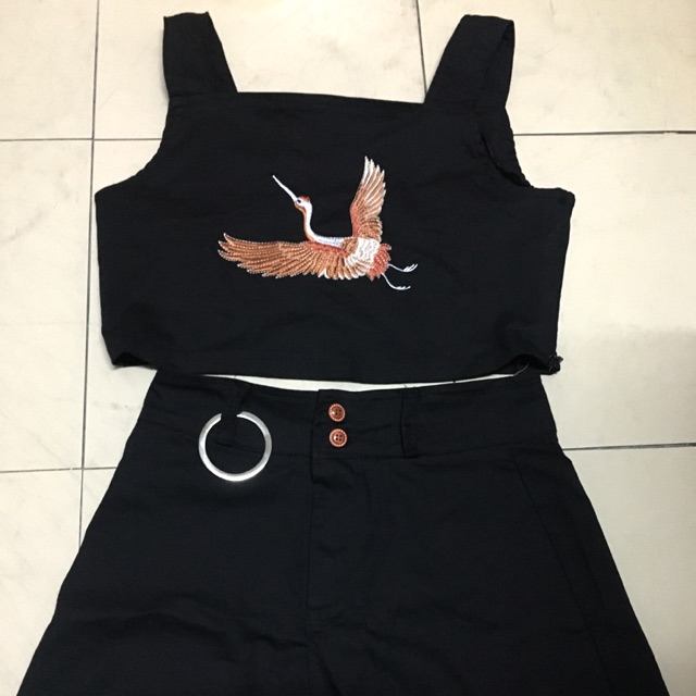 New! Set เสื้อcrop+กางเกง Size m เสื้องานปัก | Shopee Thailand