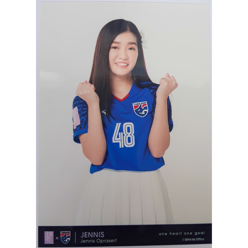 BNK Photo set JENNIS บอลไทย ของแท้ ลายน้ำ | Shopee Thailand