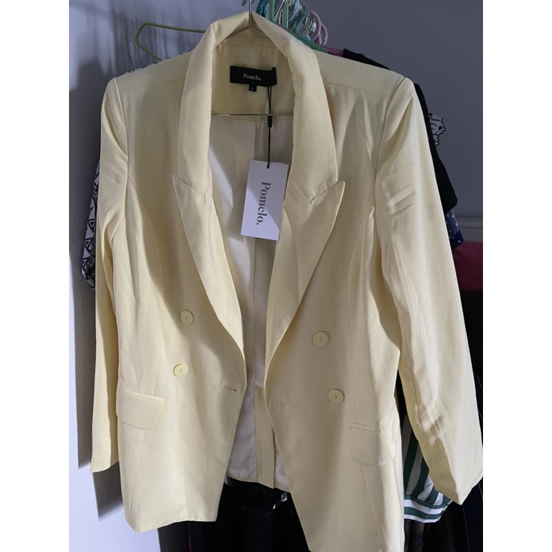 Blazer สีเหลือง Pomelo | Shopee Thailand
