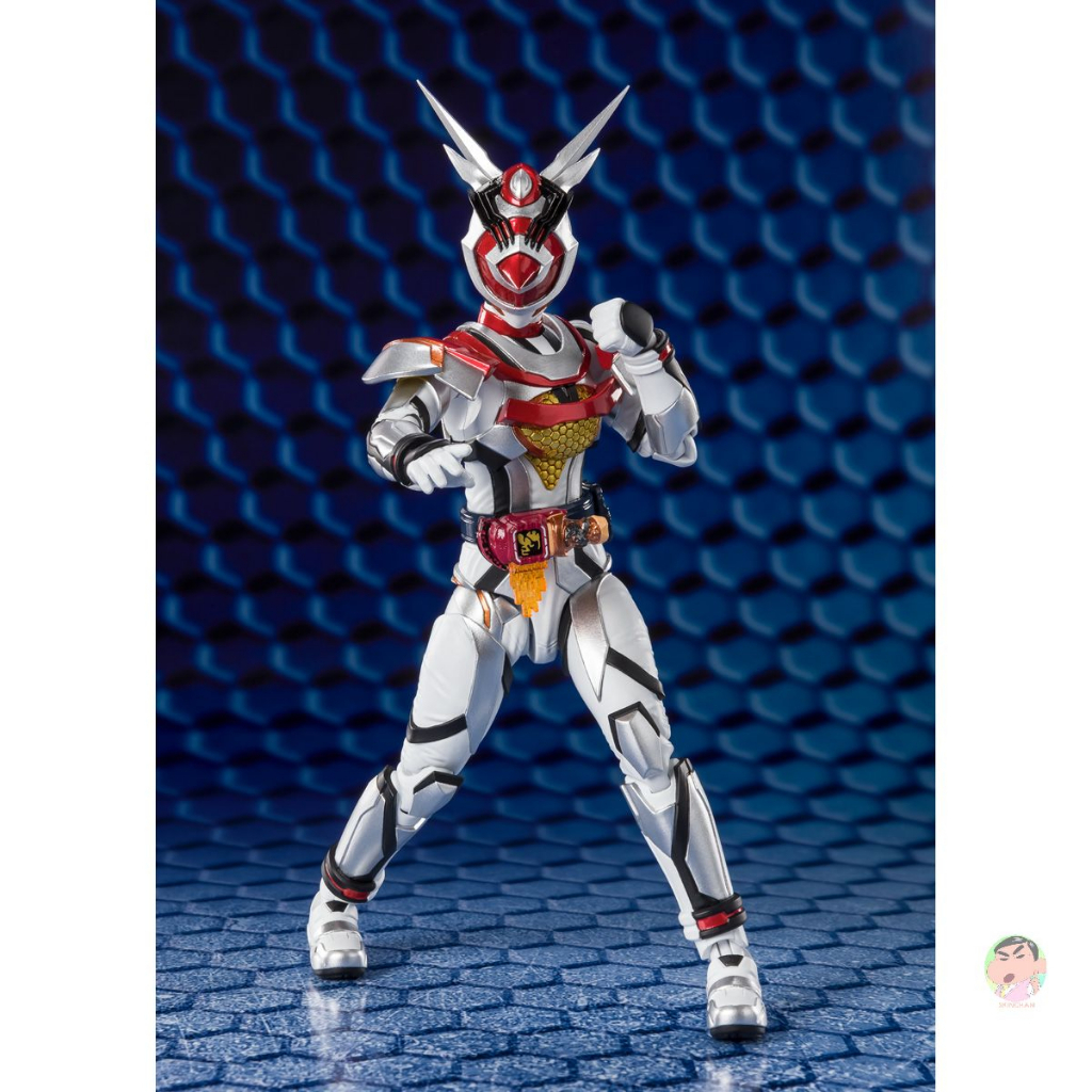 Bandai SHFiguarts KAMEN RIDER AGUILERA QUEEN BEE GENOME Action Figure ...