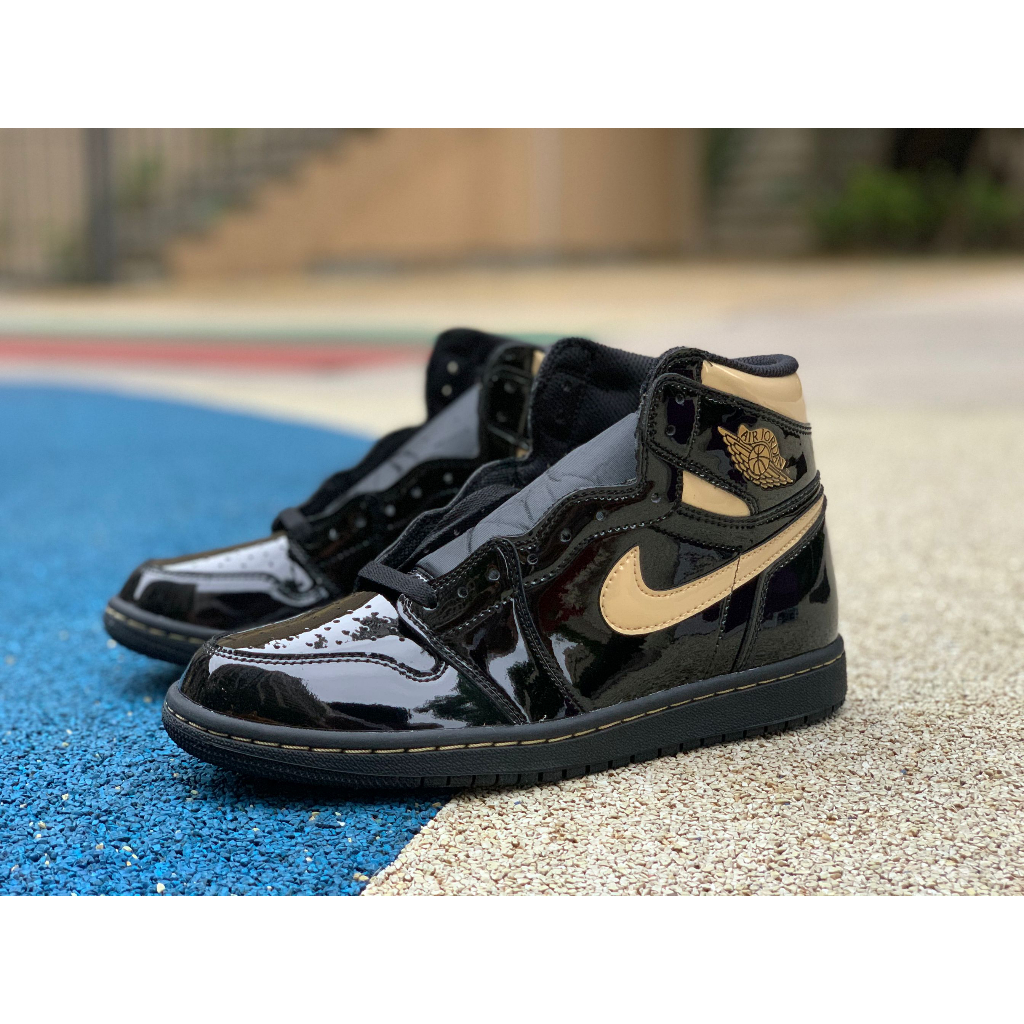 555088-032 N-i-k-e Air Jordan 1 Retro High OG Black Gold AJ1 รองเท้า ...