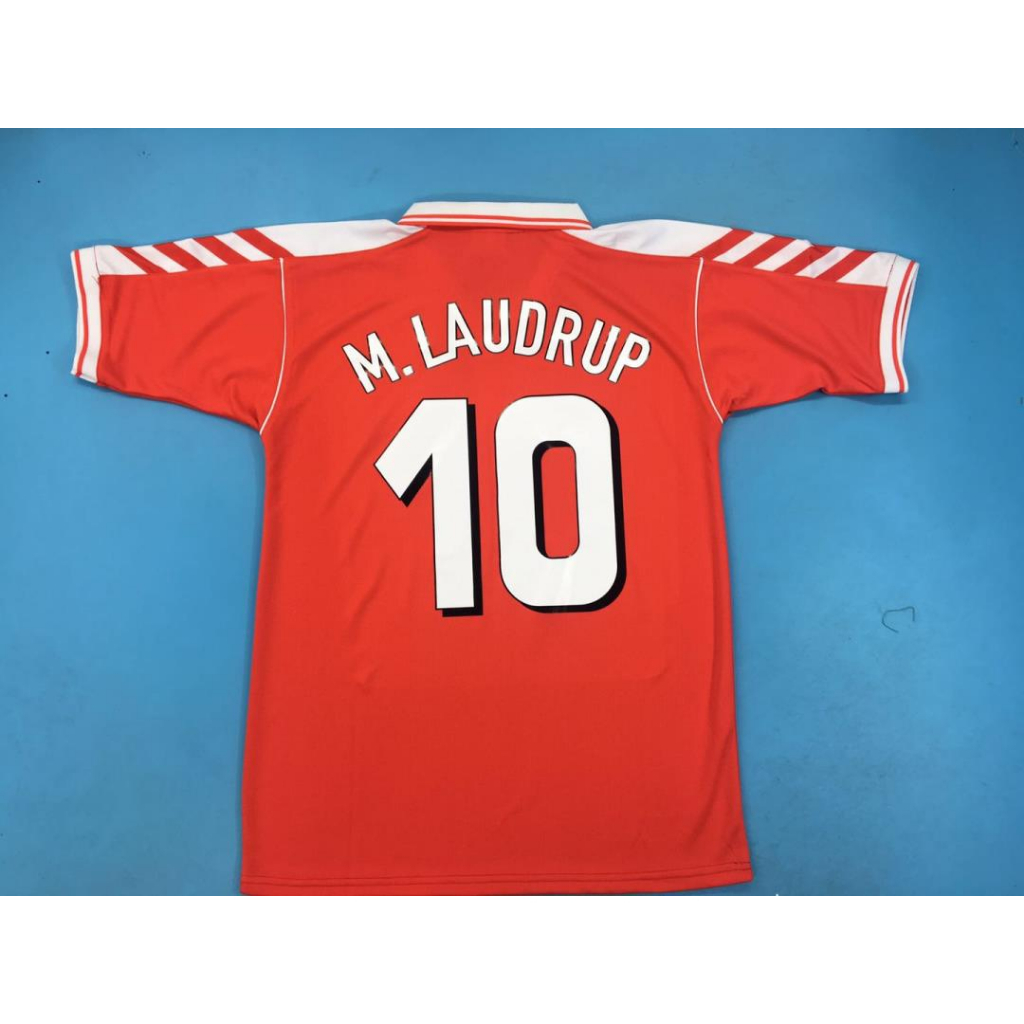 เสื้อกีฬาแขนสั้น ลายทีมชาติฟุตบอล Den mark M.LAUDRUP B.LAUDRUP 1998 ชุด ...