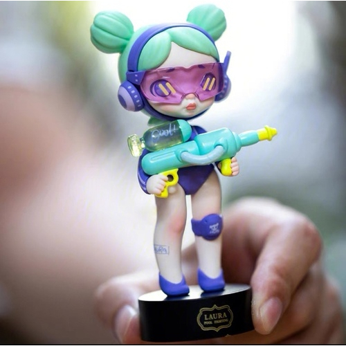 ของแท้ TOYCITY LAURA Swimming Pool Battle Series | Shopee Thailand