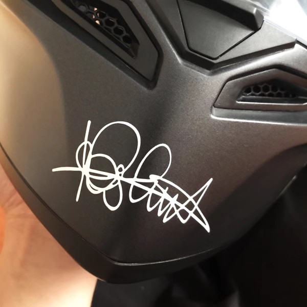 สติกเกอร์สะท้อนแสง ลาย rossi Signature No. สติกเกอร์ติดถังน้ํามัน ...