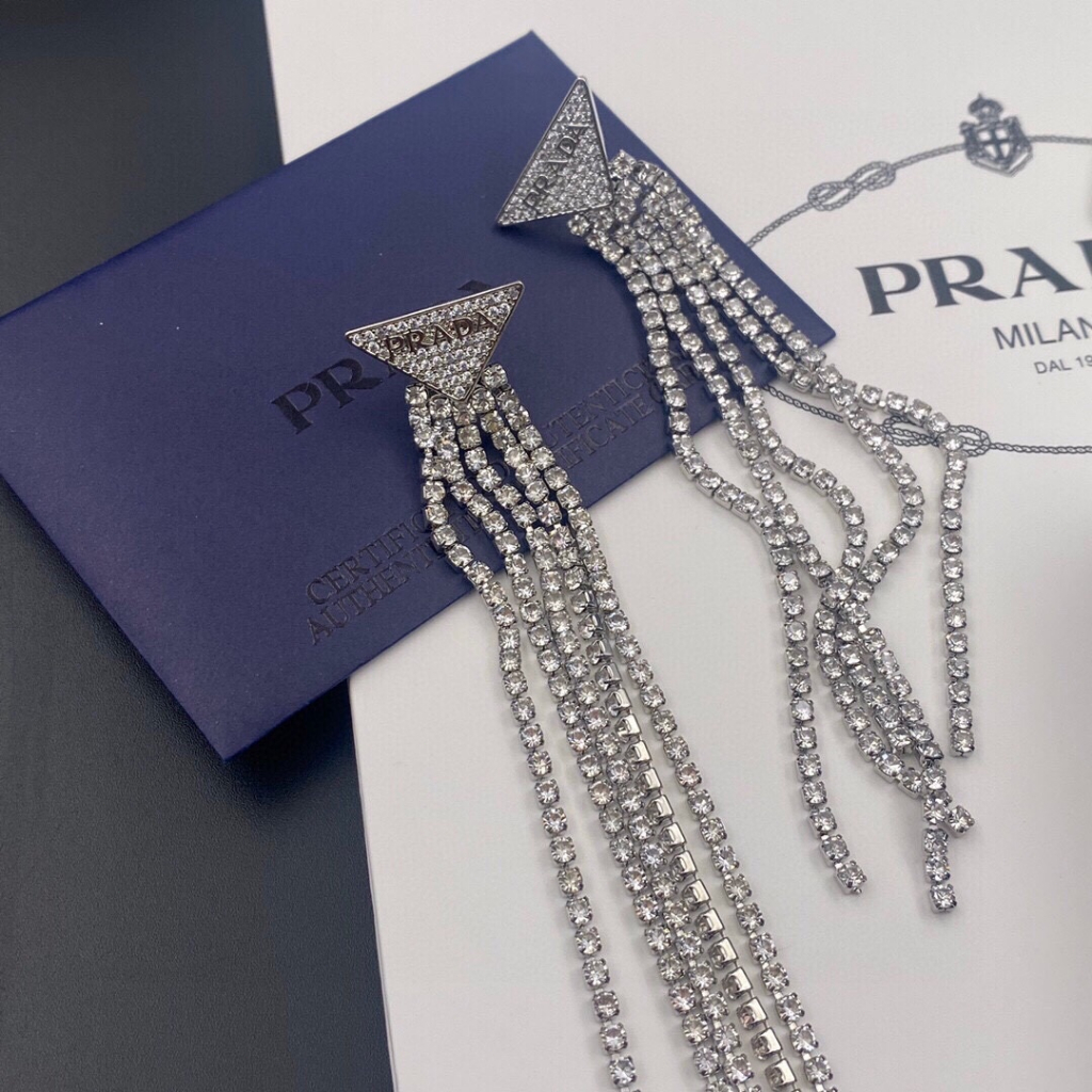 สุภาพสตรีสไตล์ใหม่คุณภาพสูงแฟชั่น Prade ต่างหู 102821 | Shopee Thailand