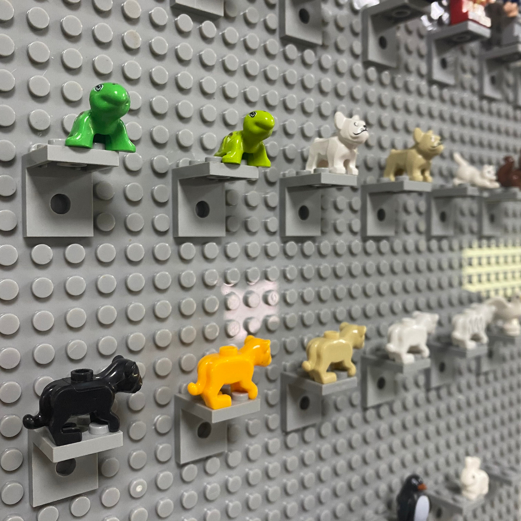 50PCS 2X2 Dot People Holder แผ่นรองพื้นติดผนัง DIY MOC Display Stand ...