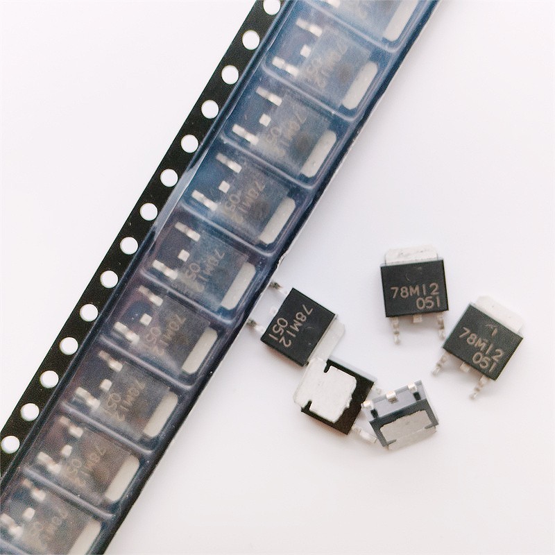แผ่นควบคุมแรงดันไฟฟ้า L78m12 78M12 L78M12CDT Patch TO-252 12V/0.5A ...