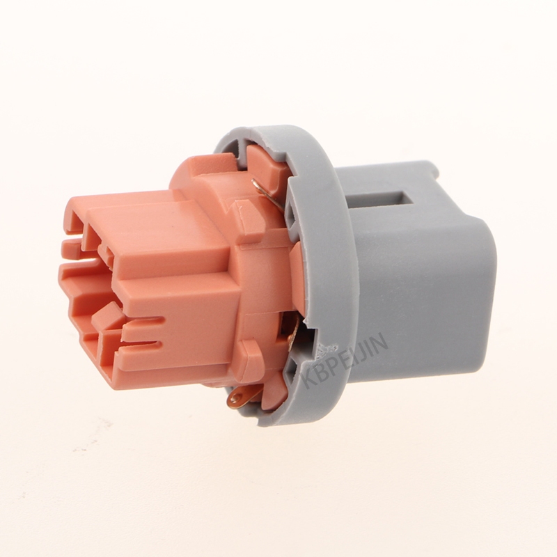 ฐานซ็อกเก็ตหลอดไฟท้ายรถยนต์ 90075-60036 T20 W21W สําหรับ Toyota ...