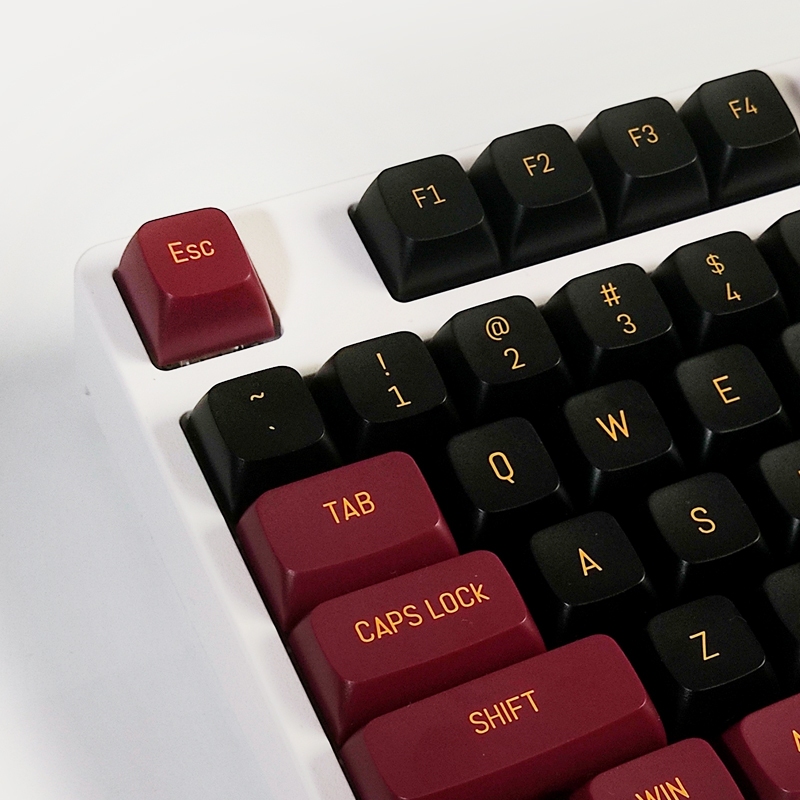 GMK สีแดงสีดำ Keycap, 149 คีย์ PBT Keycaps CSA โปรไฟล์ DYE-SUB ส่วน ...