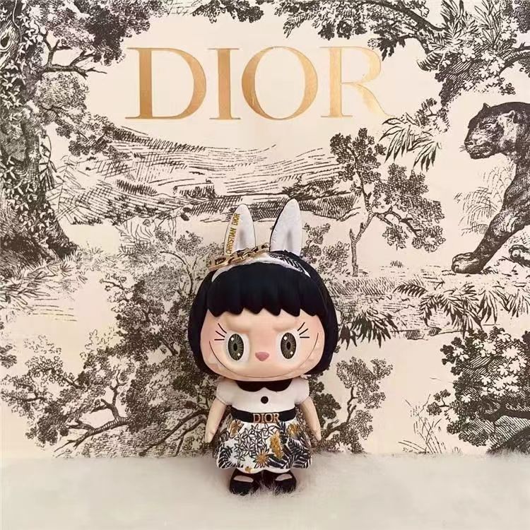 พร้อมส่ง popmart Dior&Molly Shopaholic LABUBU ของตกแต่งรถยนต์ ของขวัญ ...