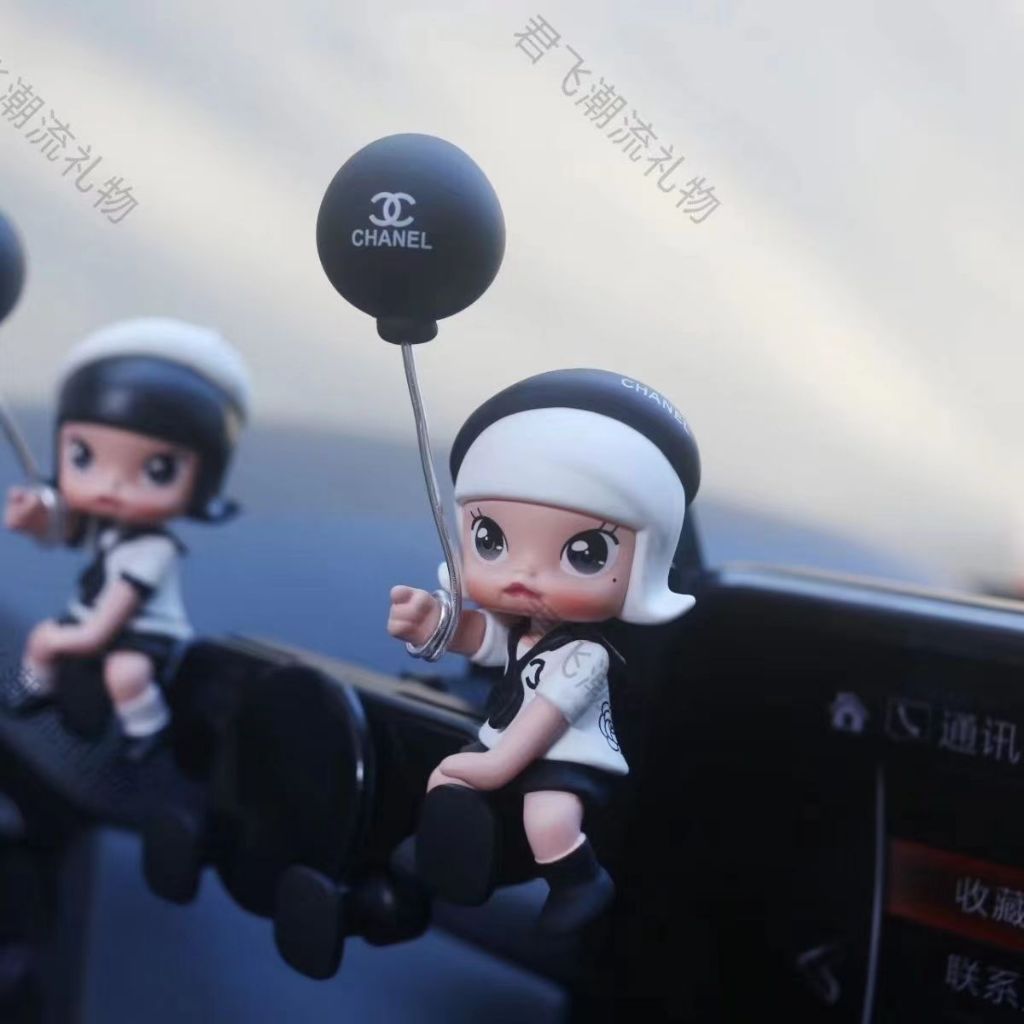 POPMART Molly doll Mystery Box popmart Dior&Molly ตุ๊กตาเปลี่ยนสีได้ ...