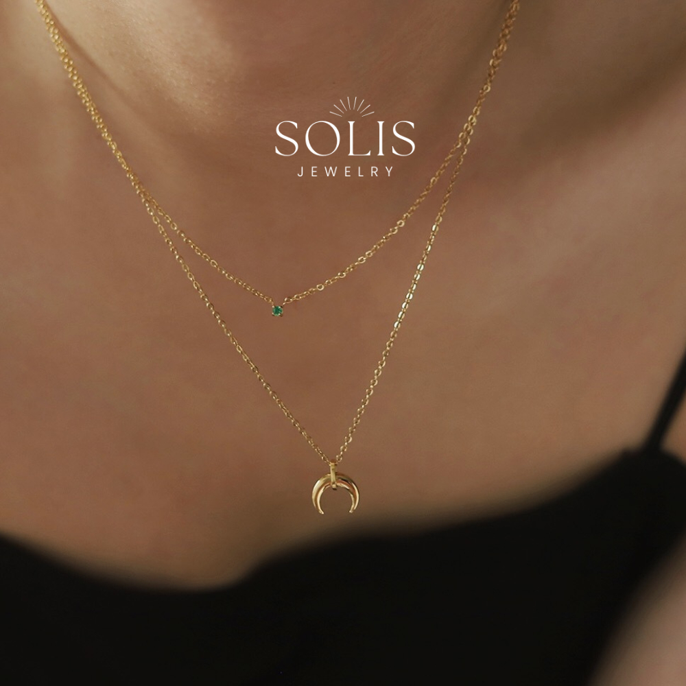 ชุดแตรเสี้ยว 2 ชั้น กับสร้อยคอโซ่จี้สีเขียว สำหรับผู้หญิง ไม่กันน้ำ ...