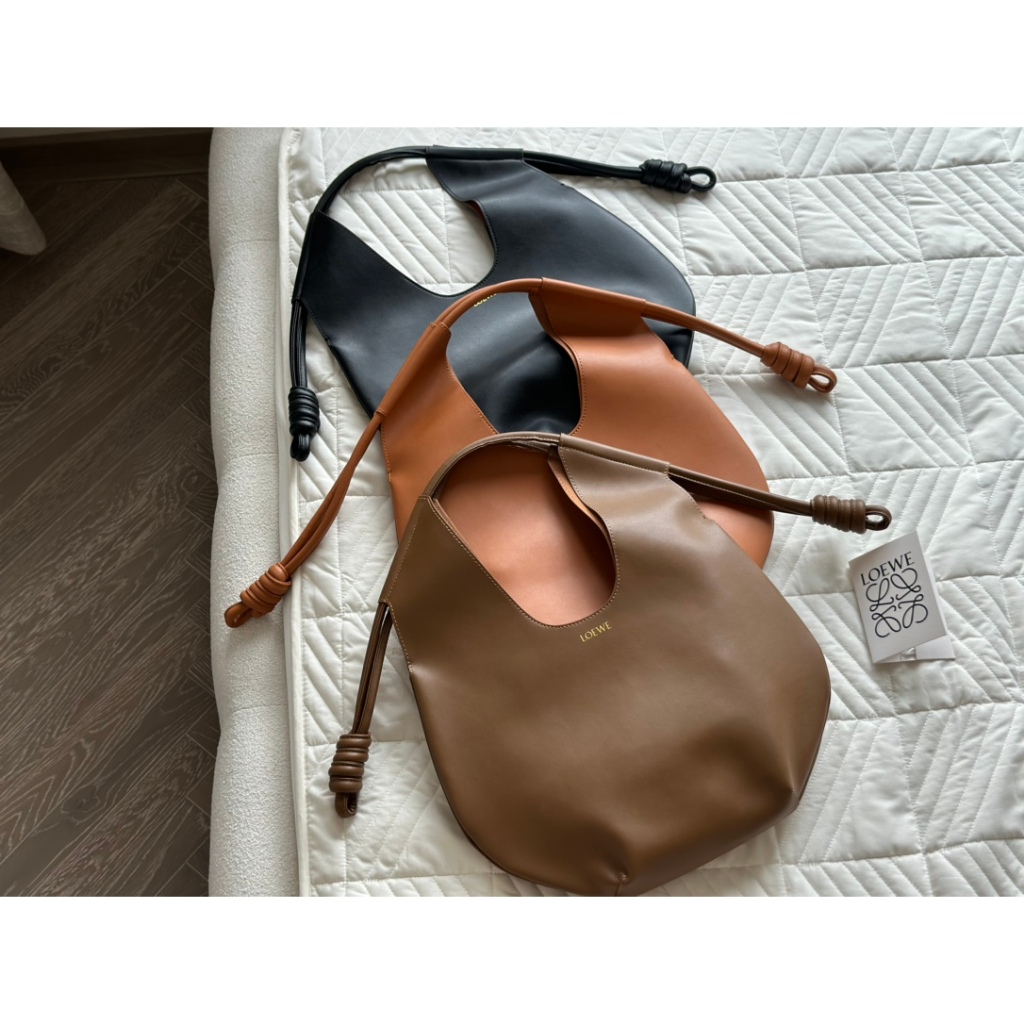 ใหม่ l0ewe hobo Cow Leather One Shoulder Messenger Bag 38*24cm | Shopee ...