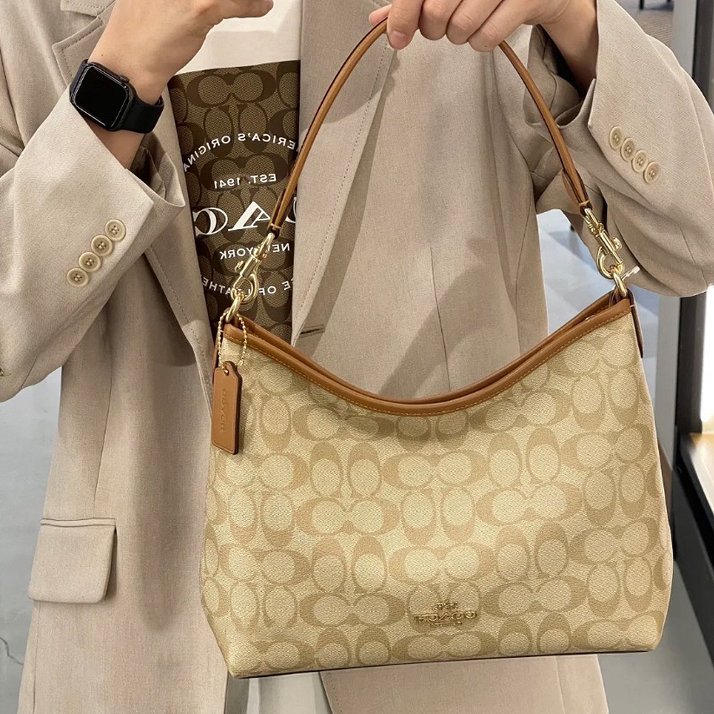 พร้อมส่ง ของแท้ 100% COACH CR149 ใหม่ กระเป๋าสะพายไหล่ กระเป๋าถือ ทรงโท ...